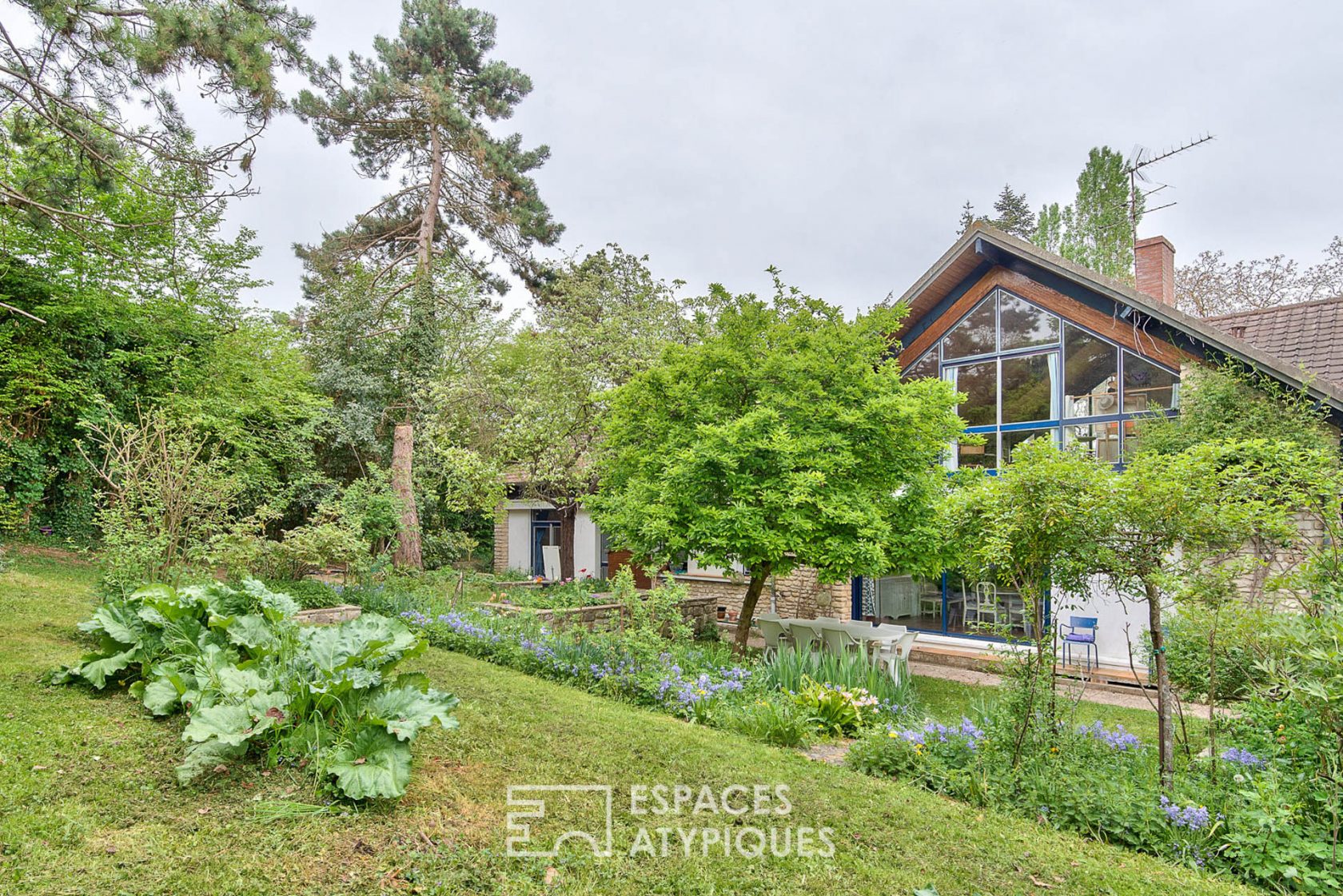 Vente Maison Lumineuse Avec Vue à Montainville 216 M2 Espaces