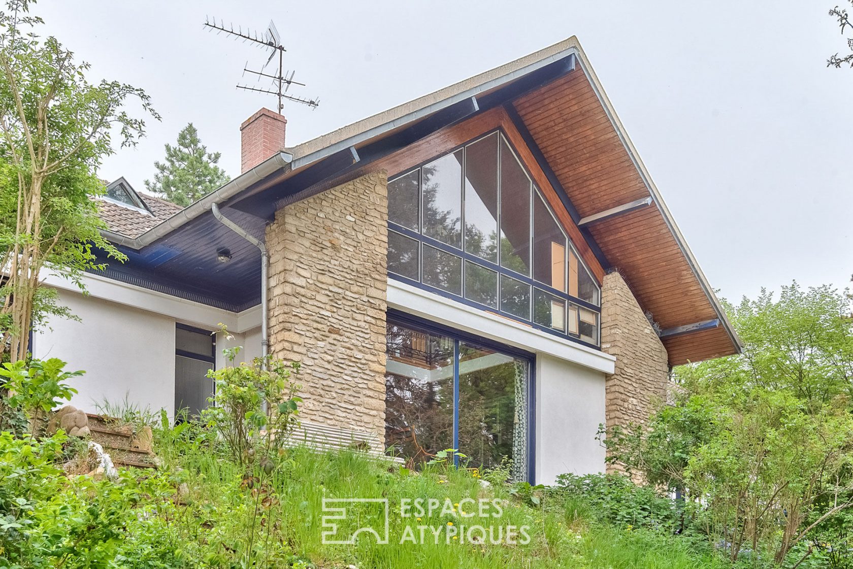 Vente Maison Lumineuse Avec Vue à Montainville 216 M2 Espaces