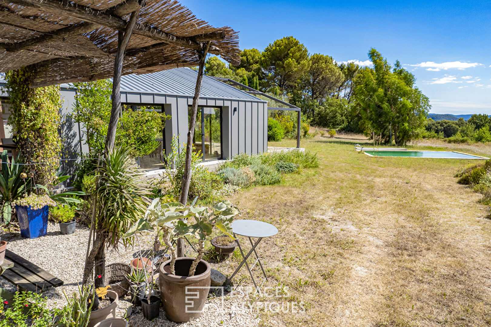 Vente Maison d'exception en coeur de ville à AVIGNON - 275 m2 - Espaces ...