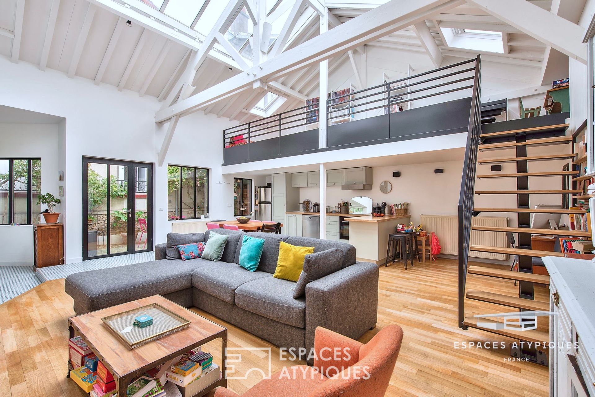 Vente Maison Loft familiale à VINCENNES - 150 m2 - Espaces Atypiques ...