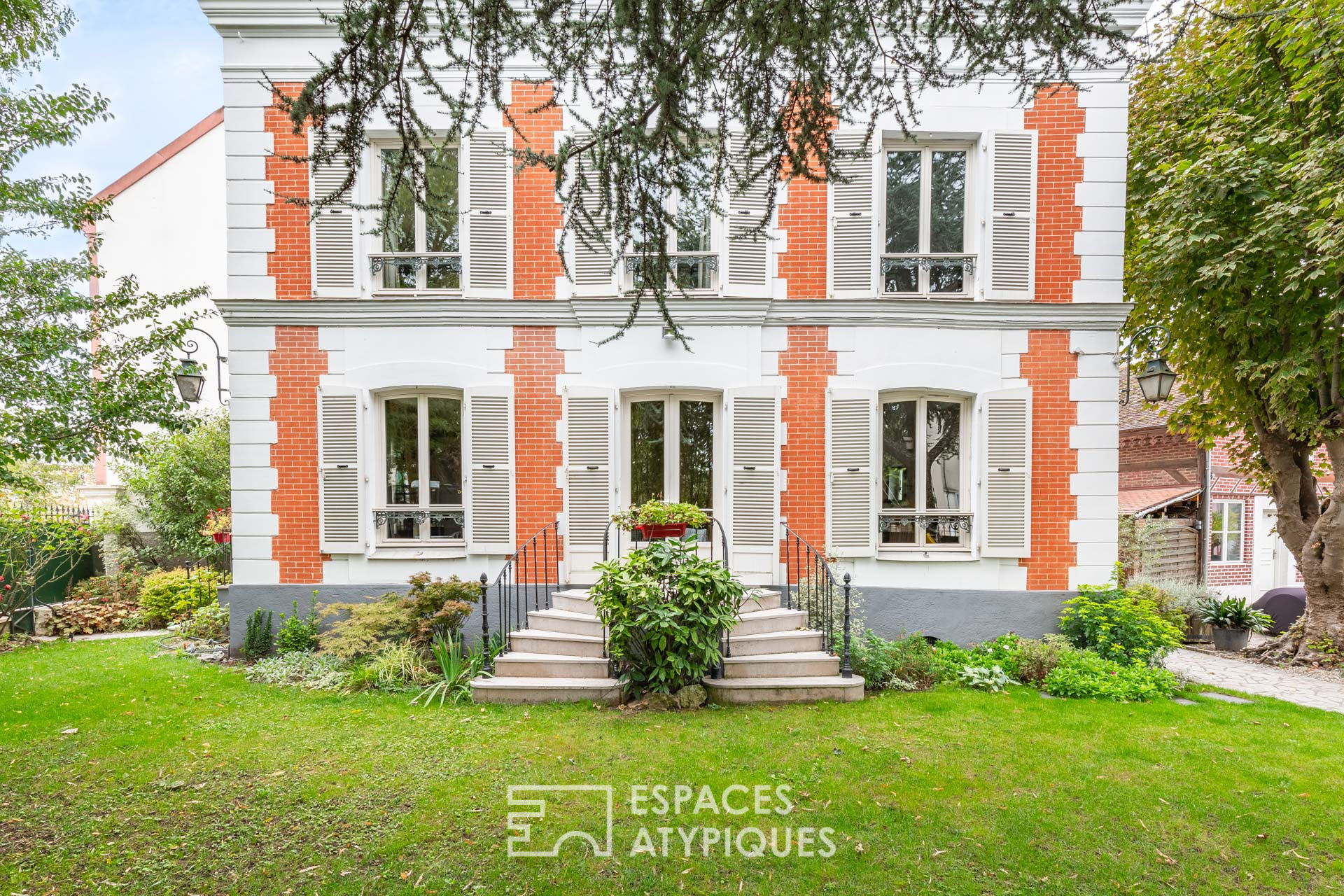 Vente Maison bourgeoise avec piscine et jardin à BRIE COMTE ROBERT ...