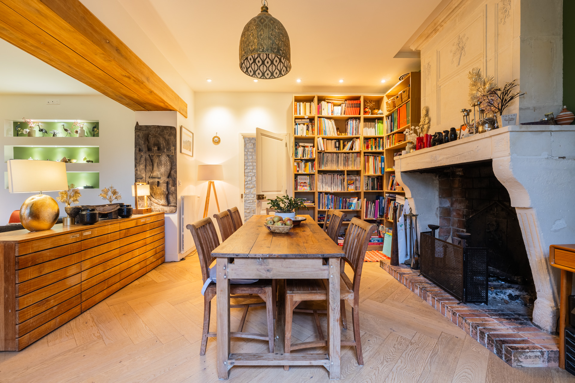 For sale A welcoming and warm old-fashioned house at SAUJON - 182 sqm ...