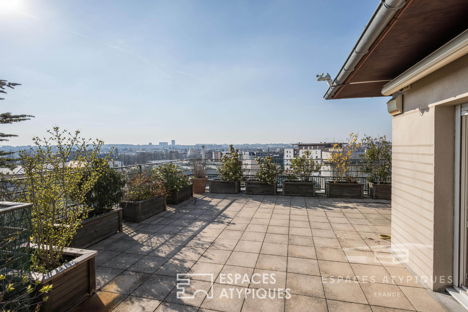 Vente Appartement avec terrasse et vue sur Marne à NEUILLY PLAISANCE - 106.5 m2 - Espaces ...