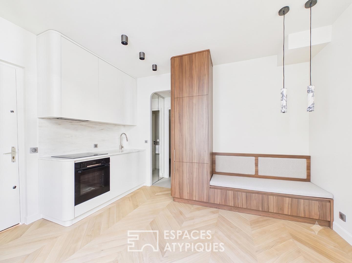 For sale Architect-renovated apartment near Place du Marché Sainte ...