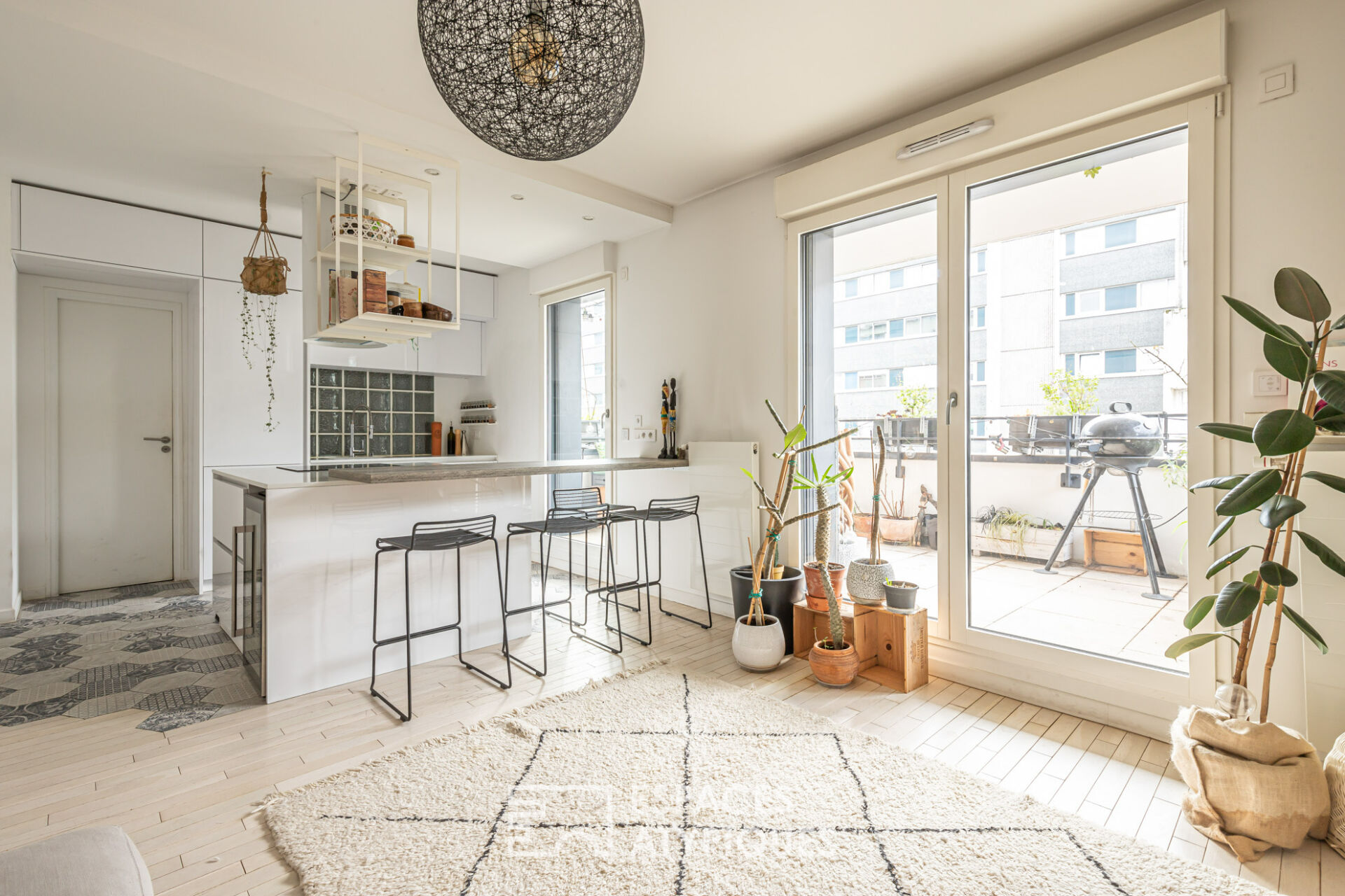 Vente Appartement avec terrasse à PARIS - 43 m2 - Espaces Atypiques Paris - Rive Droite