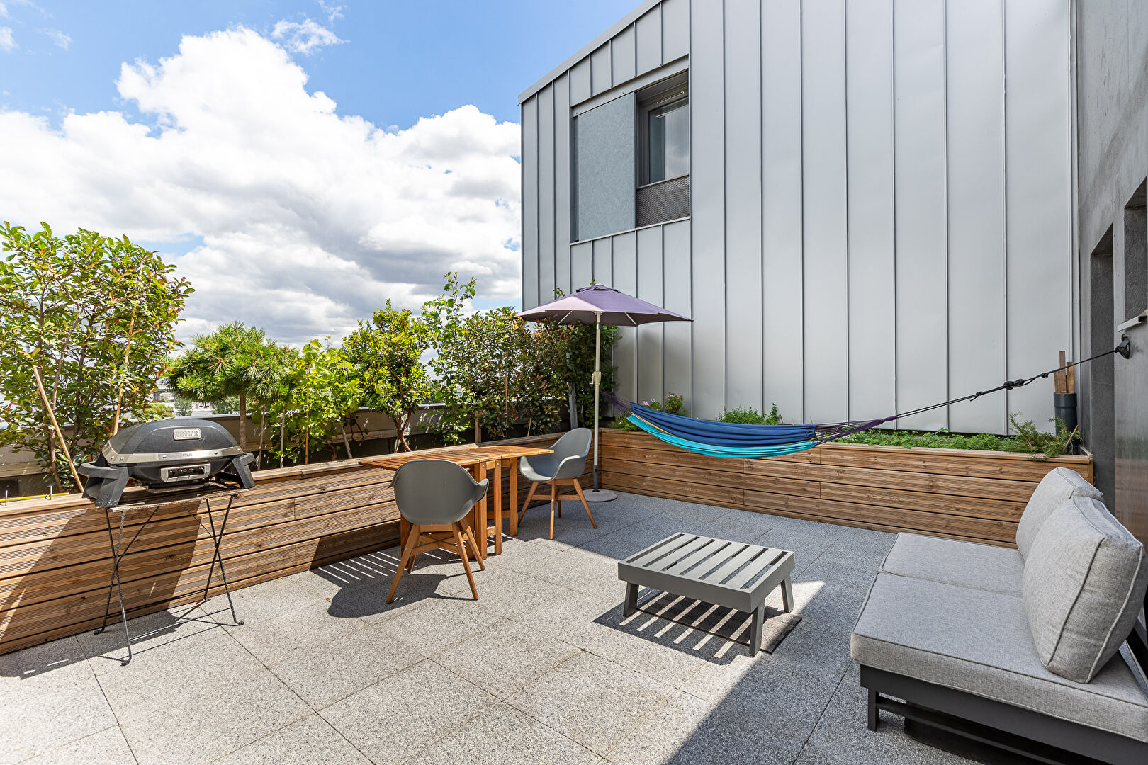 Petite maison avec cour - Espaces Atypiques Paris - Rive Droite